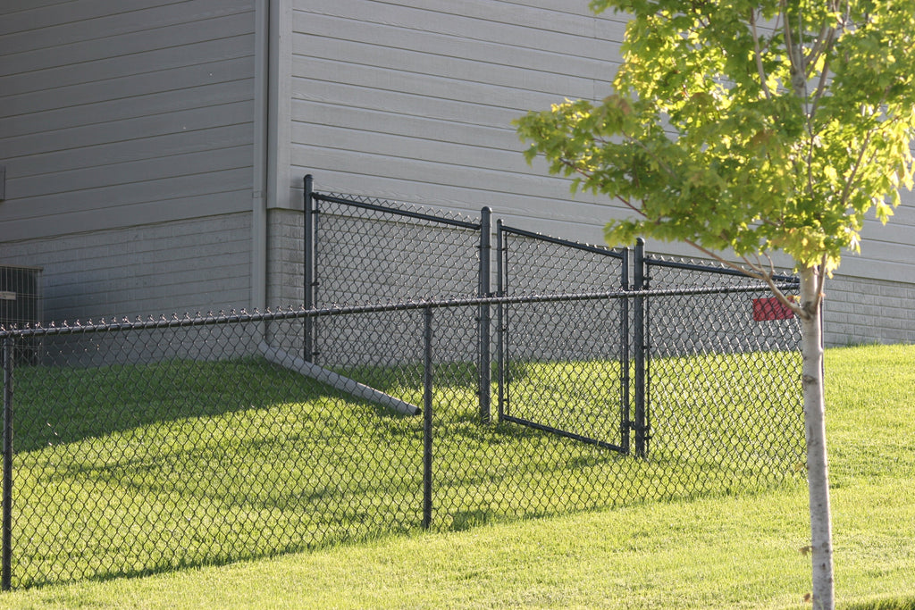[150' Length] 6' Black Chain Link Complete Fence Package – America's ...